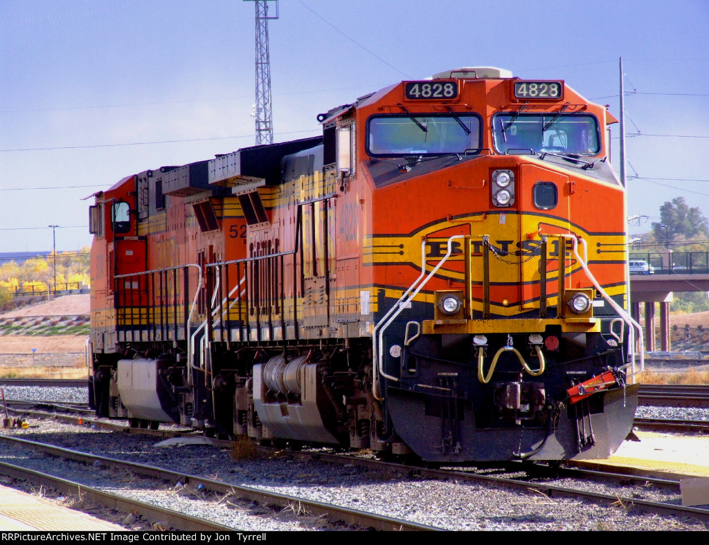 BNSF 4828